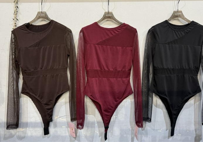 BODY ELEGANCE - MANGA LARGA CON TRANSPARENCIAS. - Beauty Venus